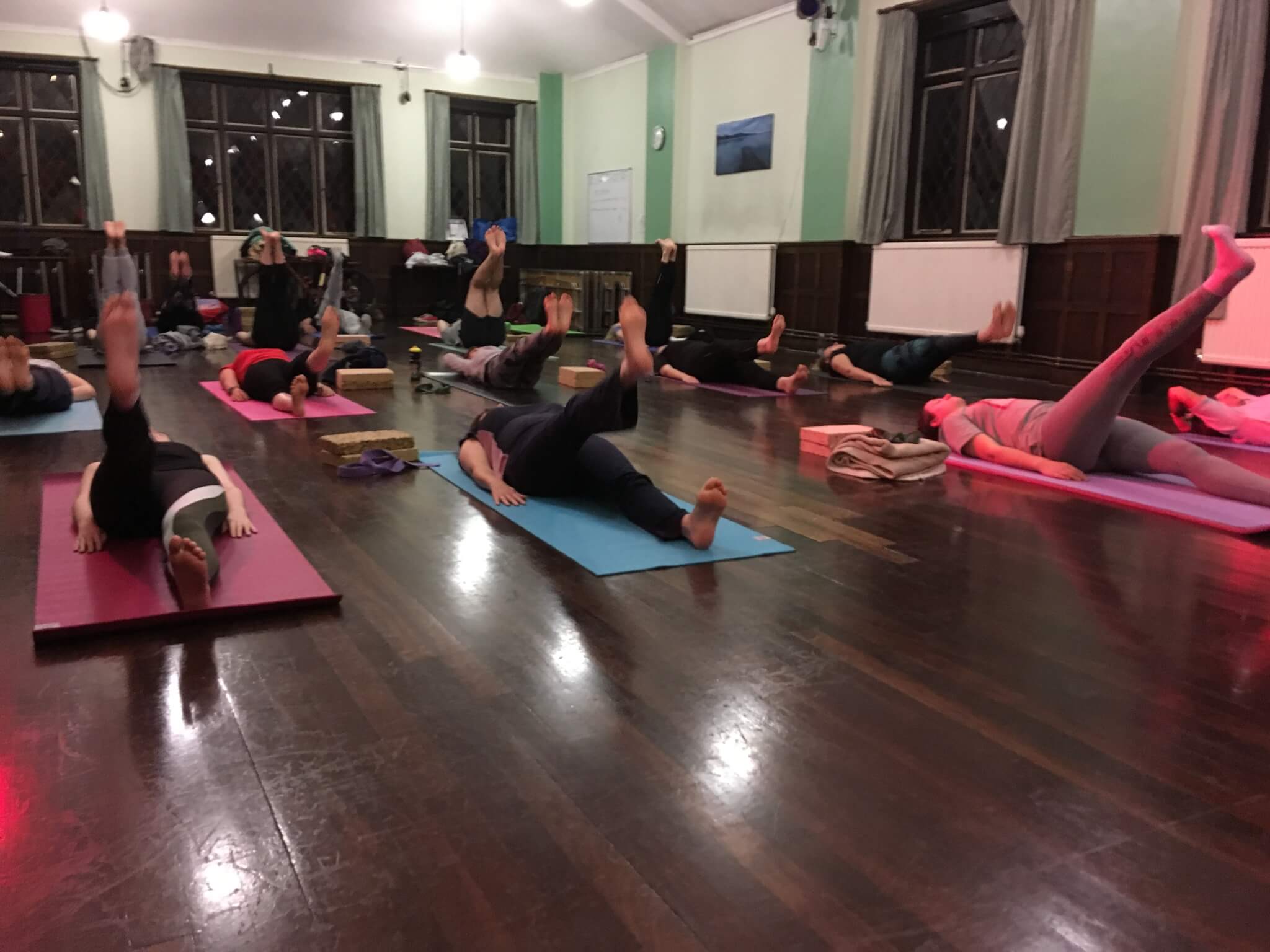 What happens in a Yoga 7 Class?